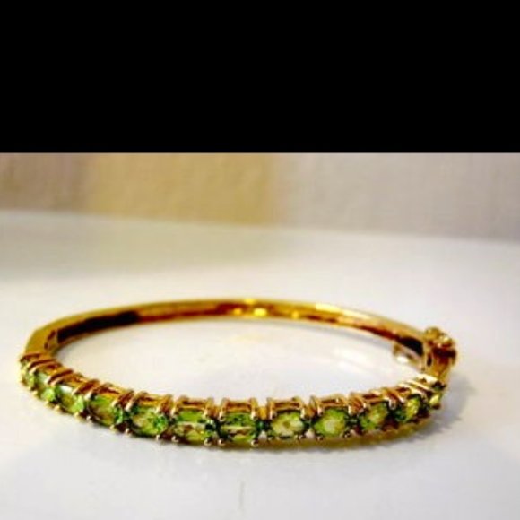 Technibond | Jewelry | Copy Rare Technibond 925 Genuine Peridot Hinged ...